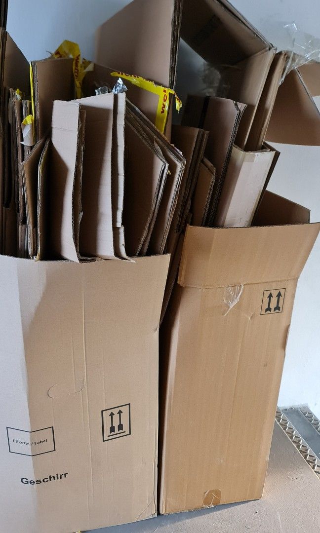 Used carton boxes of all sizes, Furniture & Home Living, Home ...