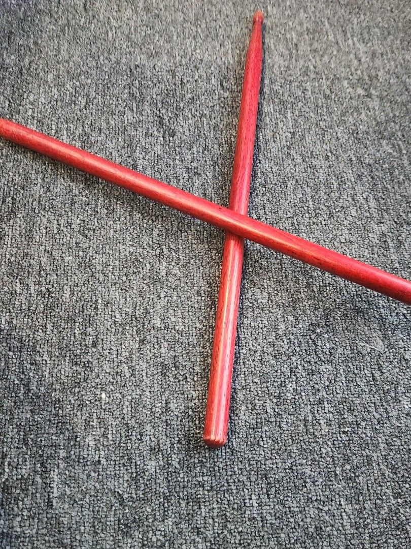 Vic virth 5B, Hobbies & Toys, Music & Media, Music Accessories on Carousell