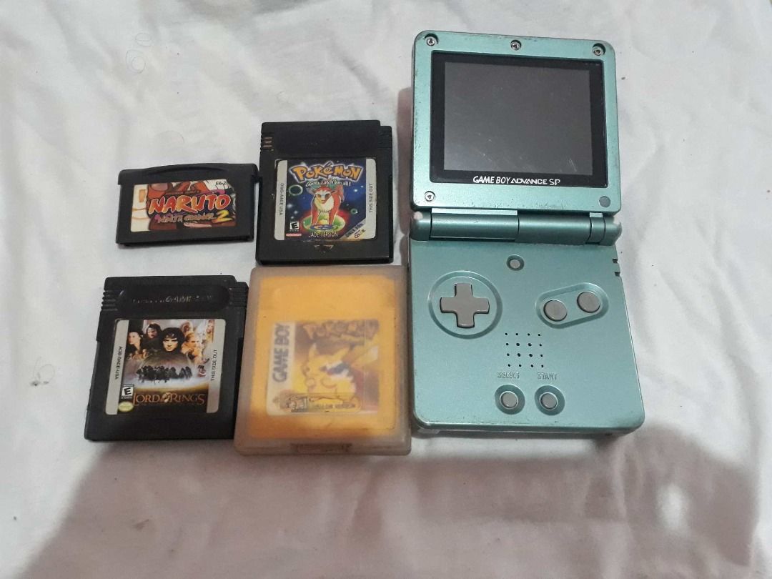 Vintage Gameboy advance SP Already has lots of games installed, Video ...