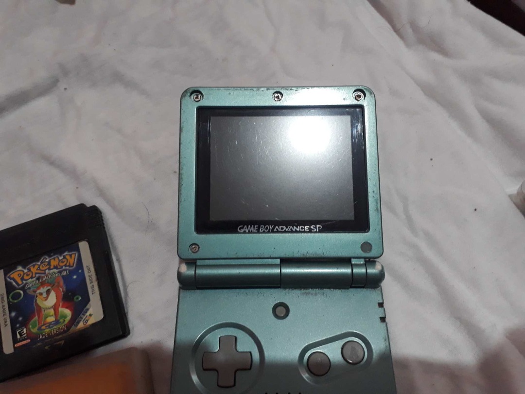 Vintage Gameboy advance SP Already has lots of games installed, Video ...