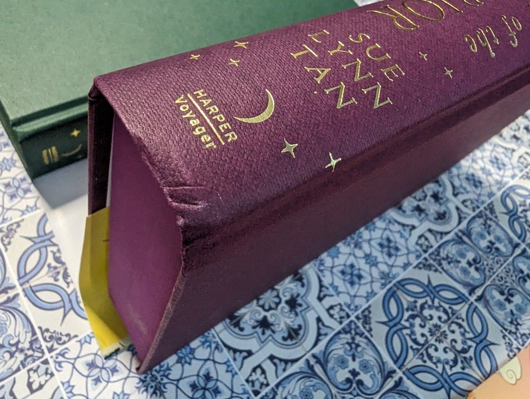 Waterstones Signed Daughter of the Moon Goddess & Heart of the Sun Warrior by Sue Lynn Tan ...