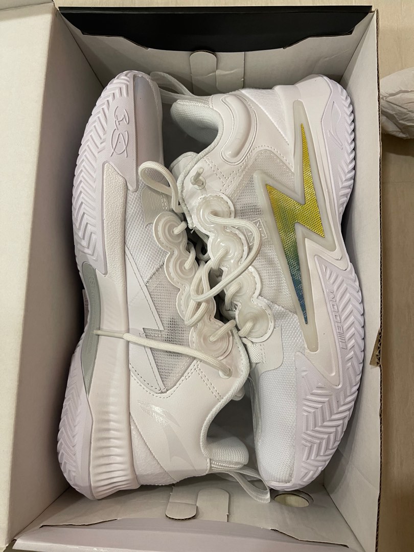 Way of wade Son of flash, Men's Fashion, Footwear, Sneakers on Carousell