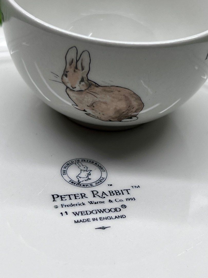 Wedgwood of etruria & barlaston peter rabbit miniature tea set ...