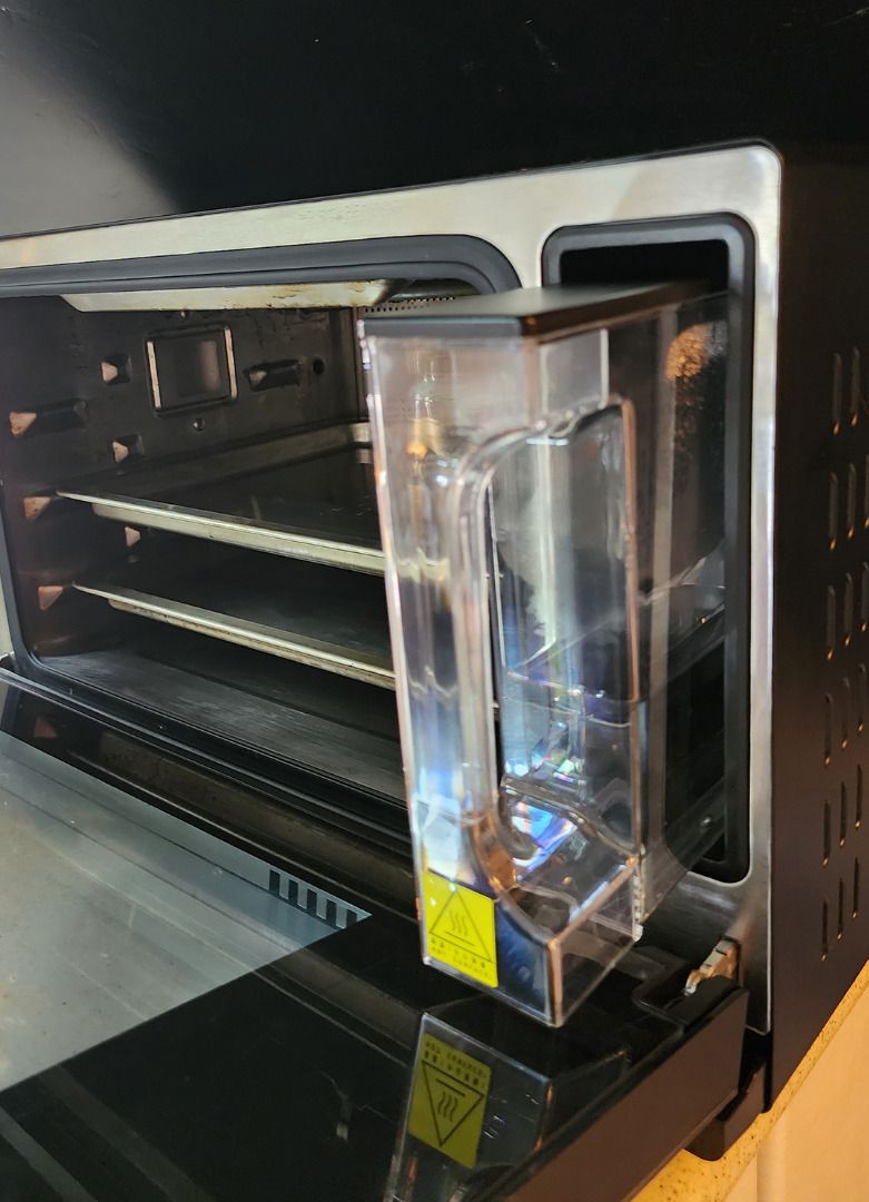 Whirlpool 惠而浦 CS1250 25公升 4S mini 座檯式蒸焗爐, 家庭電器, 廚房電器, 鍋具 - Carousell