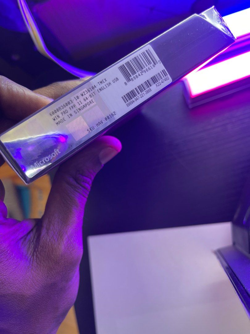 Windows 11 Pro Retail Box USB 32/64 Bit, Computers & Tech, Office ...
