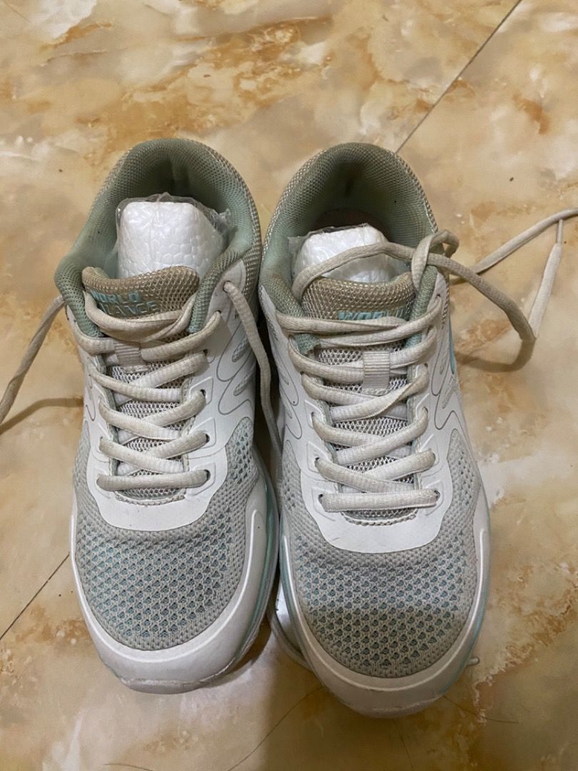 World Balance size 5, Everything Else, Others on Carousell