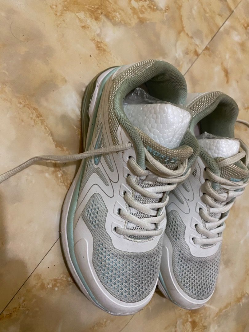 World Balance size 5, Everything Else, Others on Carousell