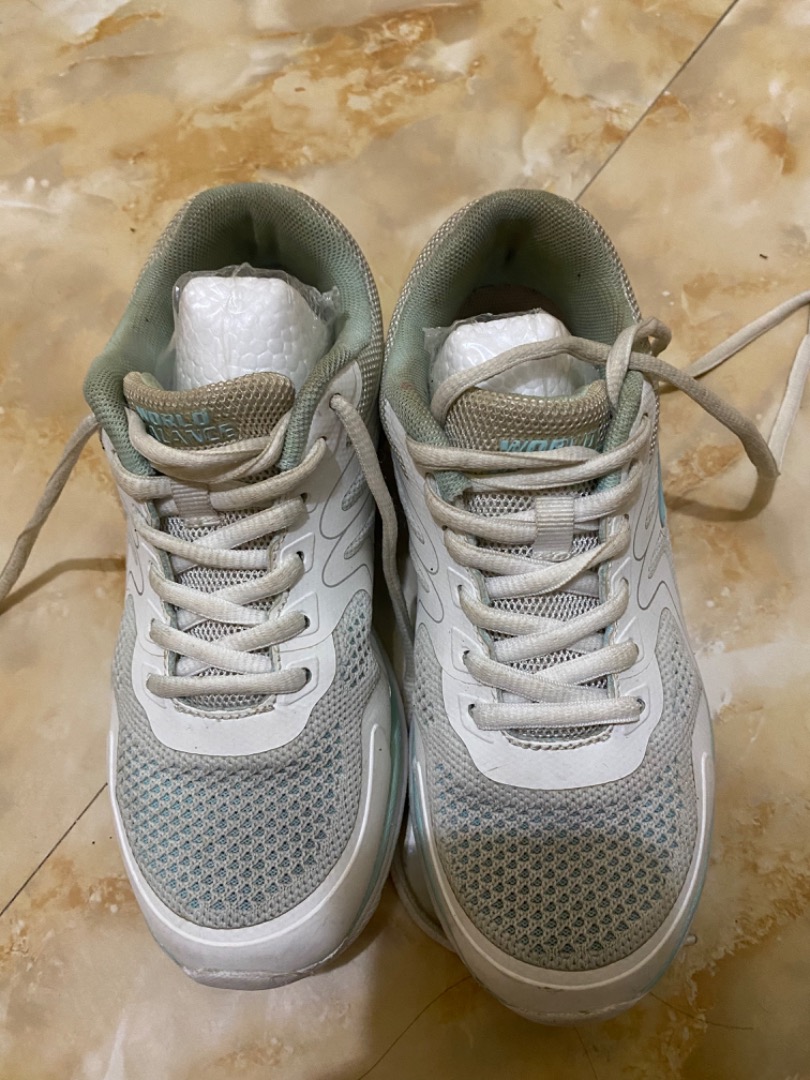 World Balance size 5, Everything Else, Others on Carousell