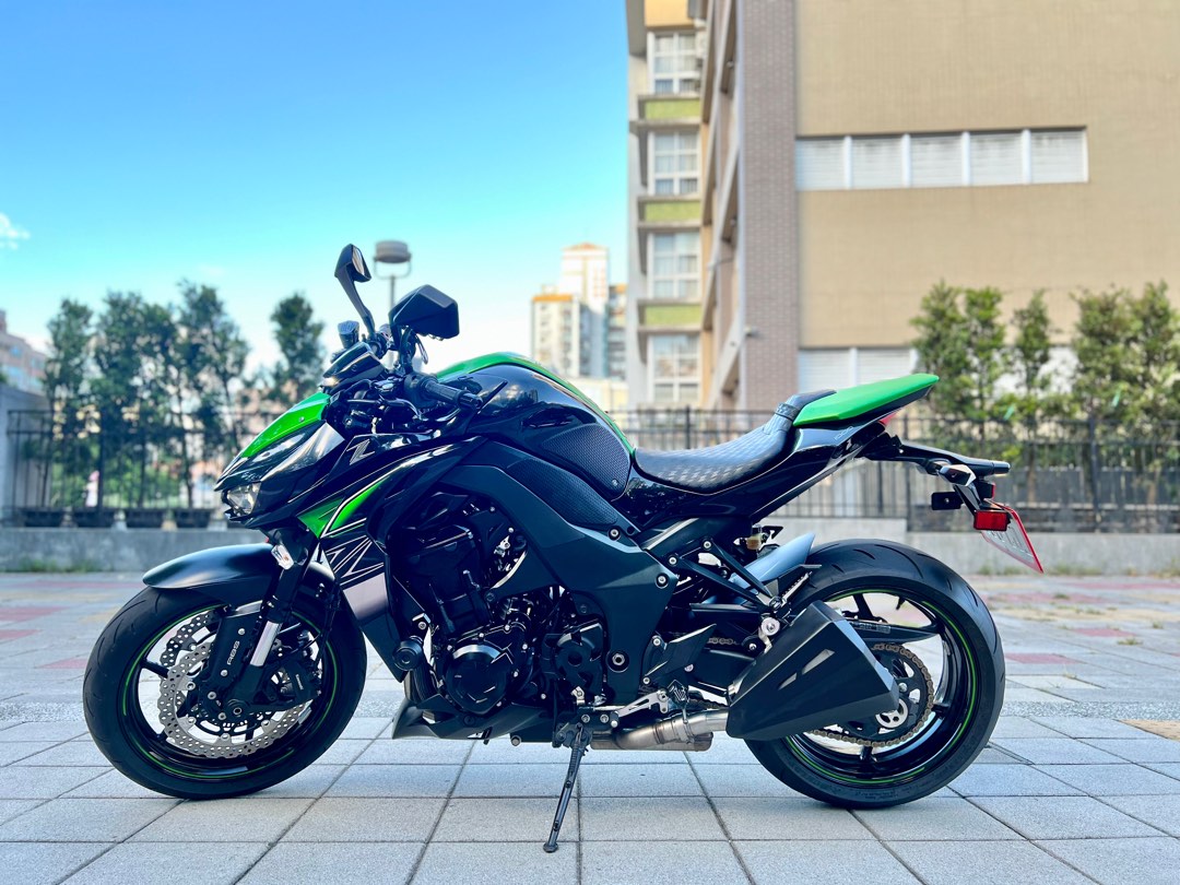 2017/18年 Kawasaki Z1000 ABS 四代 滑離 台崎 只跑三千公里, 機車, 重機在旋轉拍賣