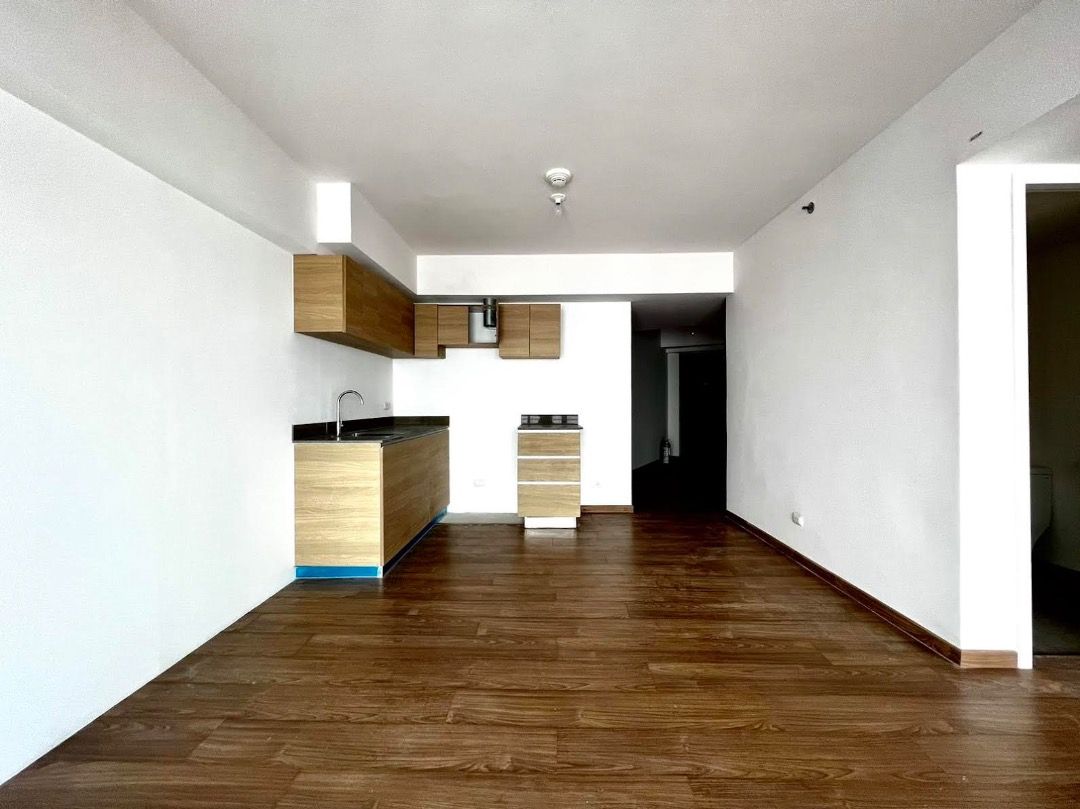 2 Bedroom Unit for Sale in The Rise West Wing, Makati City, Property ...