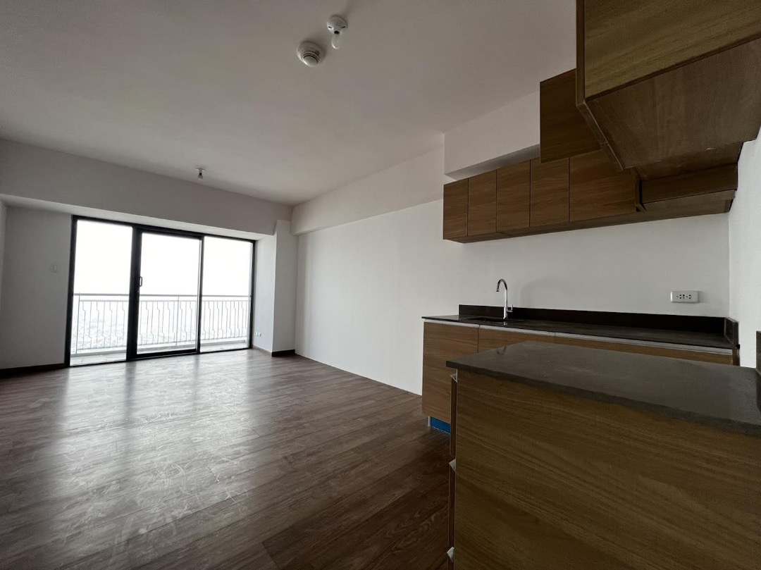 2 Bedroom Unit for Sale in The Rise West Wing, Makati City, Property ...