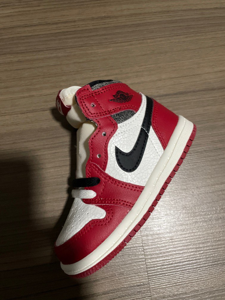[7C] Jordan 1 td lost and found chicago, Babies & Kids, Babies & Kids ...