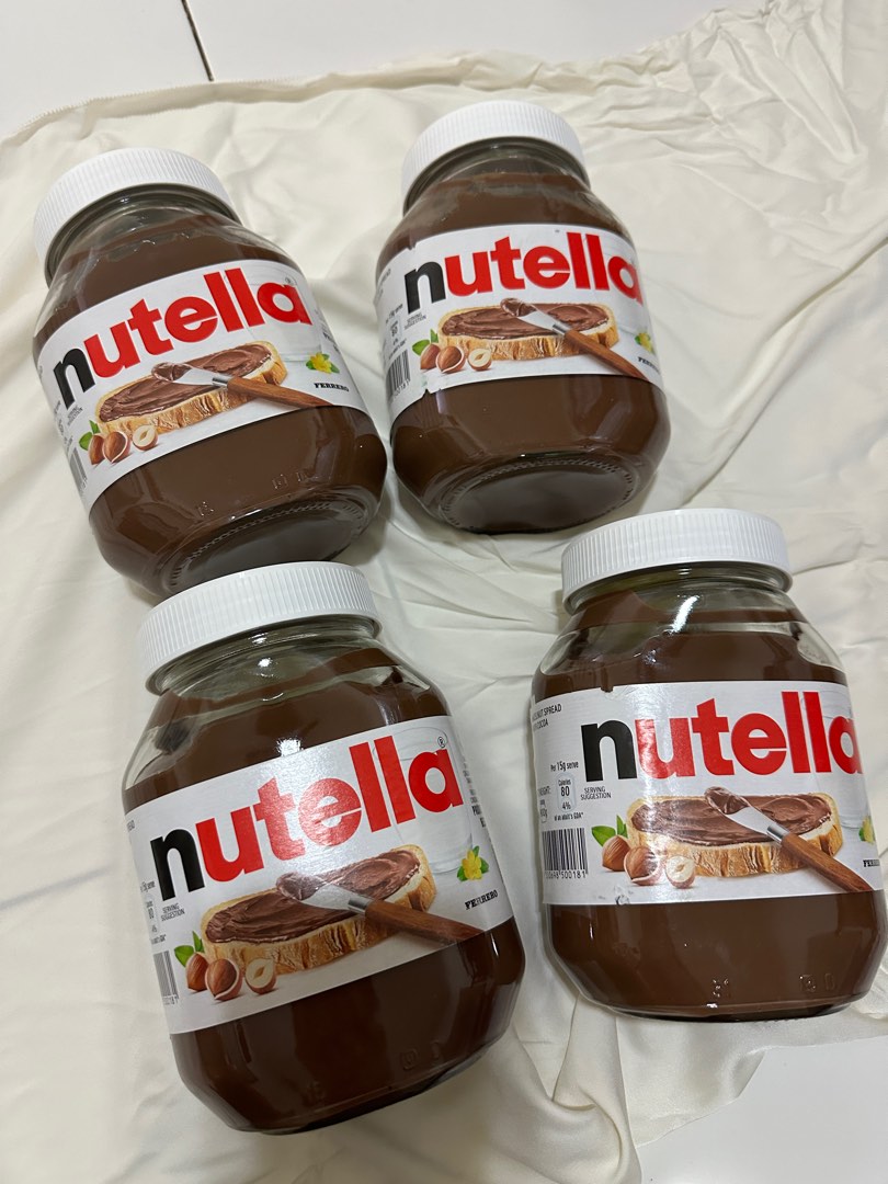 900g Nutella Hazelnut Spread (Glass Jar) 4 Pieces, Food & Drinks ...