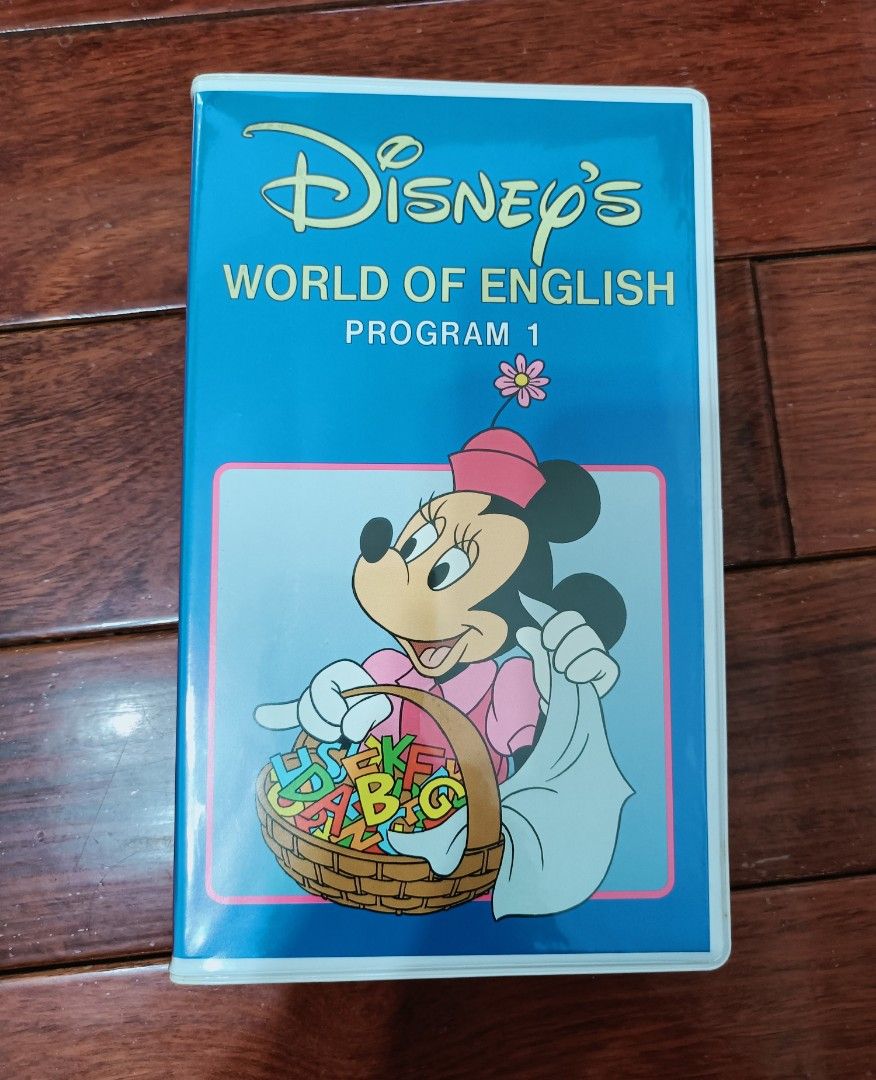 懷舊收藏 迪士尼 Disney's world of English VHS錄影帶, 書籍、休閒與玩具, 收藏、紀念品, 其他古董在旋轉拍賣