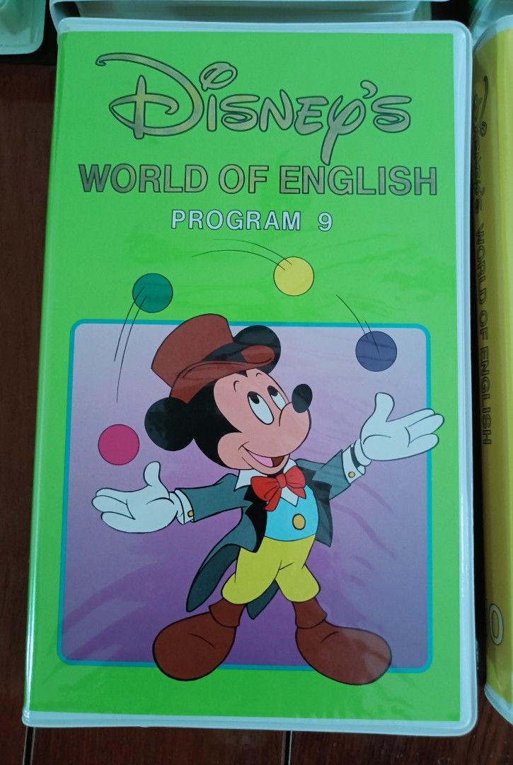 懷舊收藏 迪士尼 Disney's world of English VHS錄影帶, 書籍、休閒與玩具, 收藏、紀念品, 其他古董在旋轉拍賣
