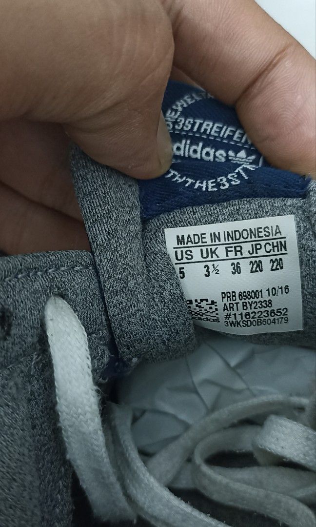 ADIDAS ZX ORIGINAL, Fesyen Wanita, Sepatu di Carousell