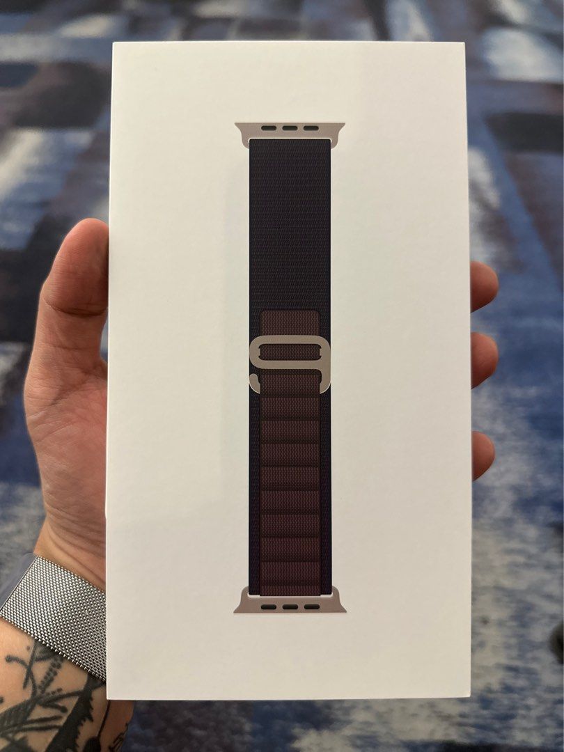 Apple Watch Ultra 2 with Indigo Alpine Loop Medium, Mobile Phones ...