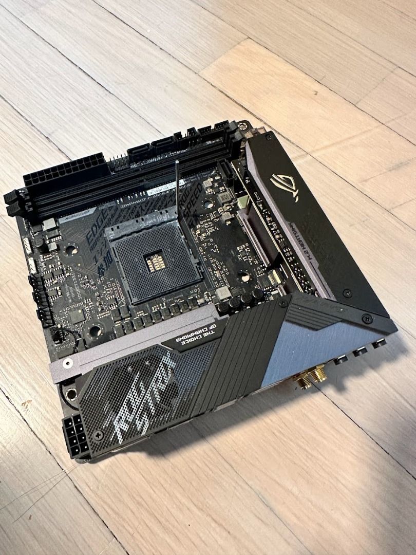 ASUS ROG Strix X570-I Gaming ITX Motherboard, Computers & Tech, Parts ...