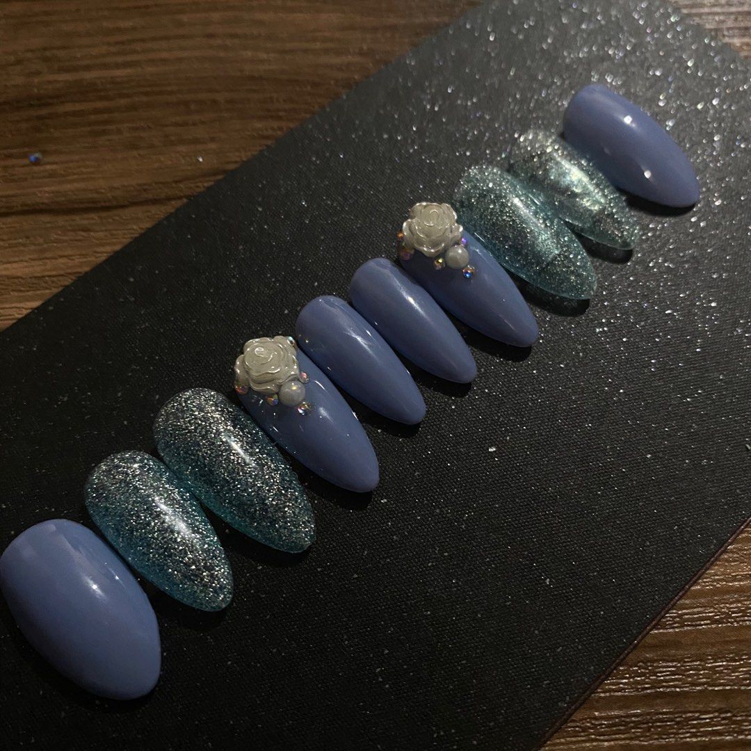 Blue Gel Fake Nails, Beauty & Personal Care, Hands & Nails on Carousell