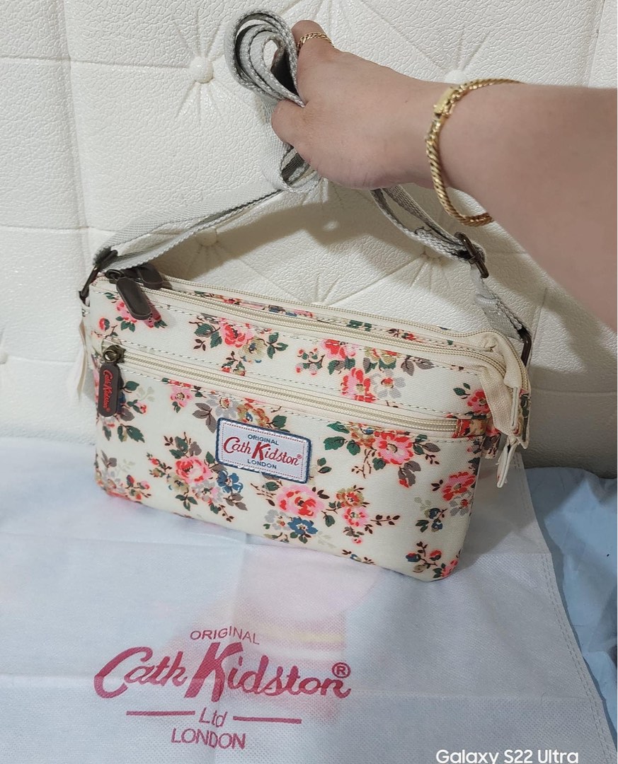 Cath Kidston, Women's Fashion, Bags & Wallets, Cross-body Bags on Carousell