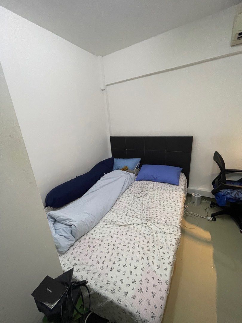 cheap aircon commor room, Property, Rentals, HDB on Carousell