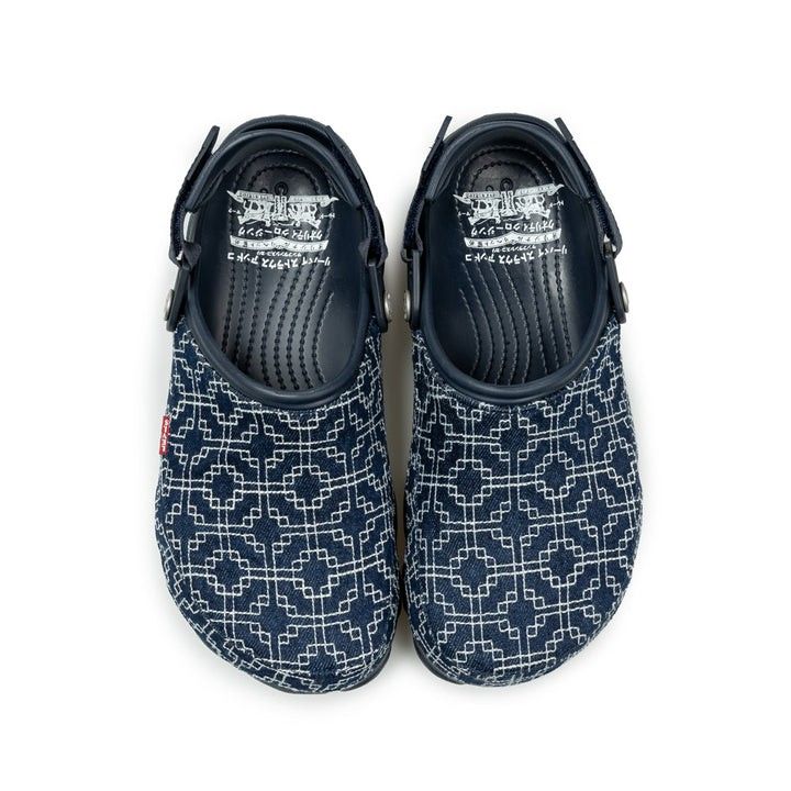 CLEVI'S X CROCS ALL-TERRAIN CLOG, Men's Fashion, Footwear, Flipflops ...