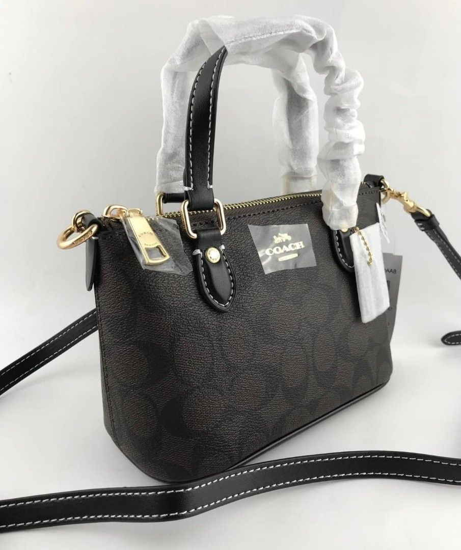 Coach Mini Gallery Crossbody In Signature Canvas, Women's Fashion, Bags ...