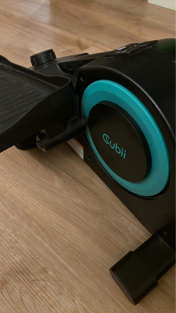 Cubii under desk elliptical, Sports Equipment, Exercise & Fitness ...