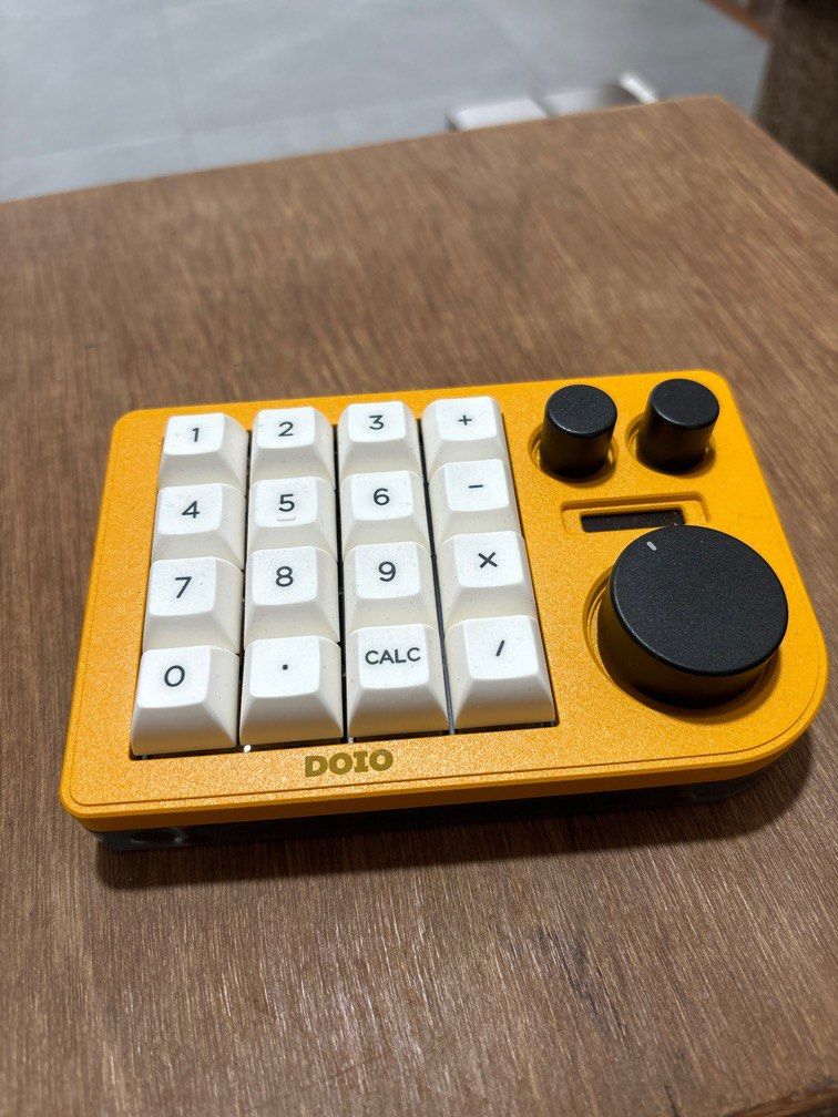 DOIO mechanical keypad Yolk, Computers & Tech, Parts & Accessories ...