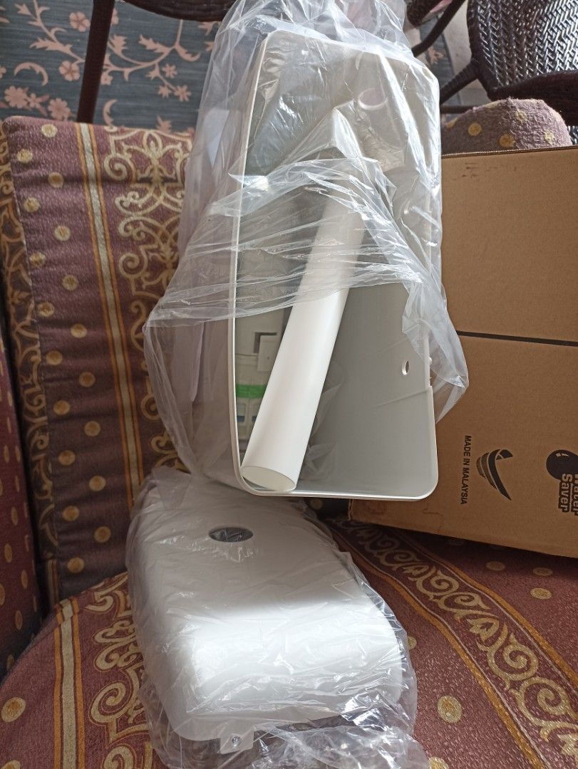 Fish brand toilet pump pam jamban, Furniture & Home Living, Bathroom ...