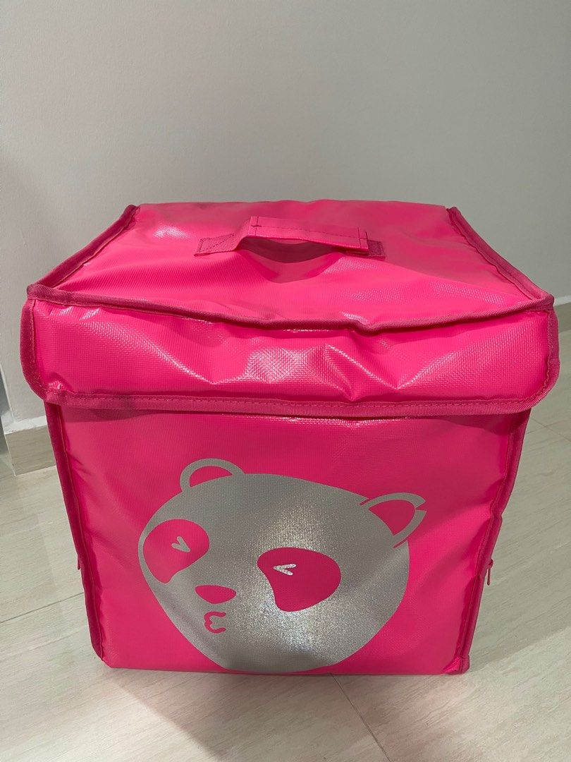 Foodpanda Thermal/food delivery Bag, Motorcycles, Motorcycle ...