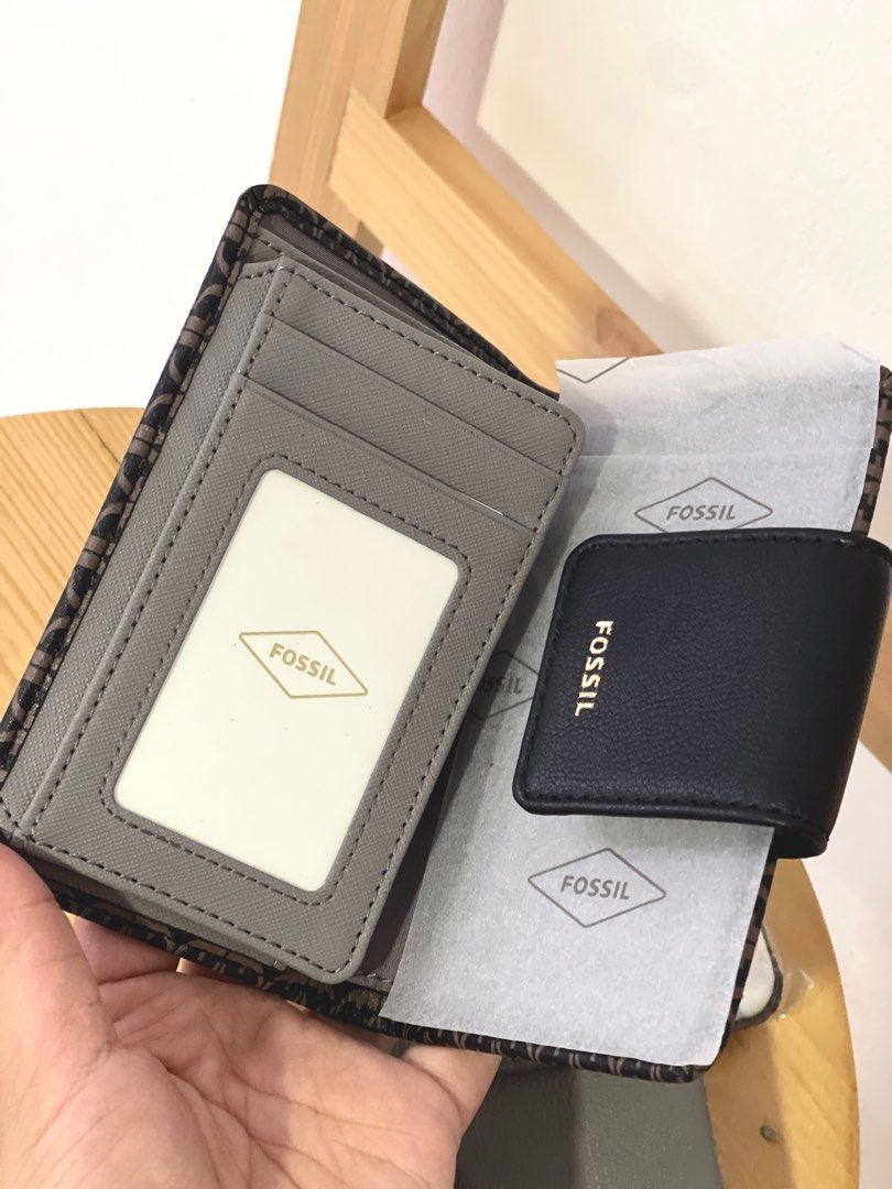 Fossil Multifunction Wallet Black Monogram, Women's Fashion, Bags ...