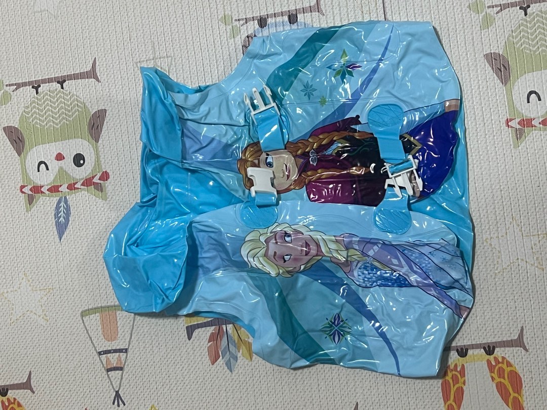 Frozen Kids Swimming, Babies & Kids, Infant Playtime on Carousell