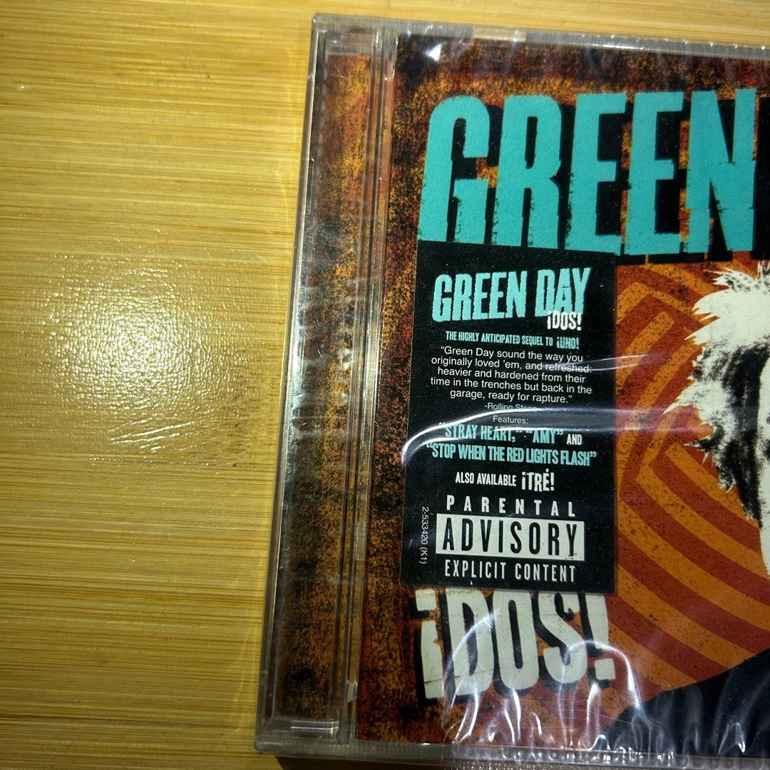 Green Day Dos CD Album, Hobbies & Toys, Music & Media, CDs & DVDs on ...