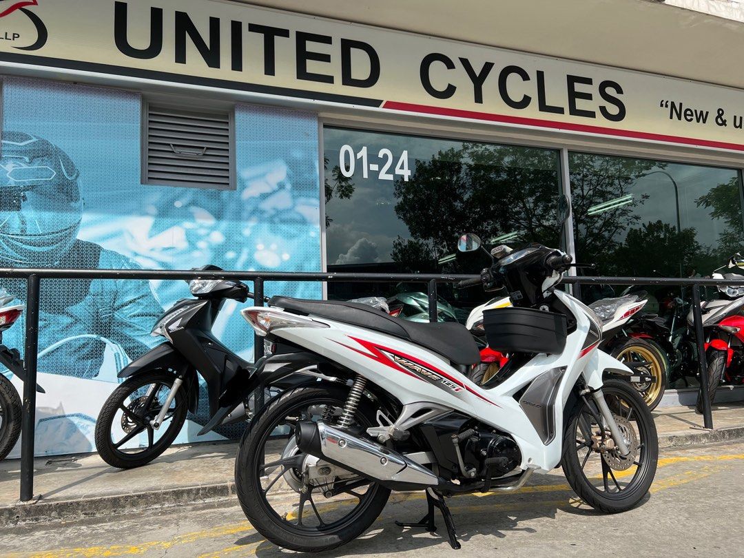 Honda Wave 125 i, Motorcycles, Motorcycles for Sale, Class 2B on Carousell