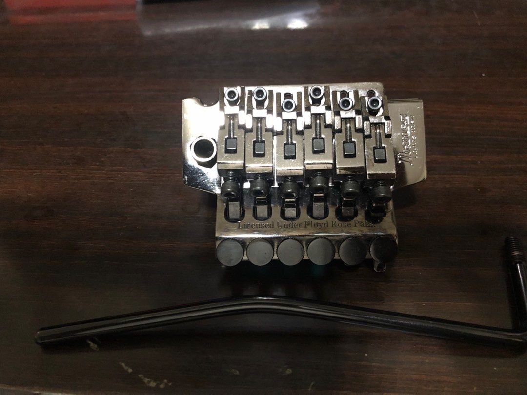 Ibanez LO-TRS Tremolo Made In Japan, Hobbies & Toys, Music & Media ...