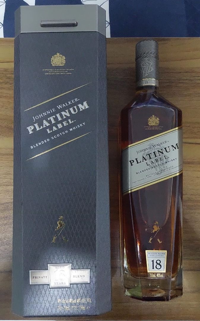 Johnnie Walker Platinum Label 750ml with case, Food & Drinks, Alcoholic ...