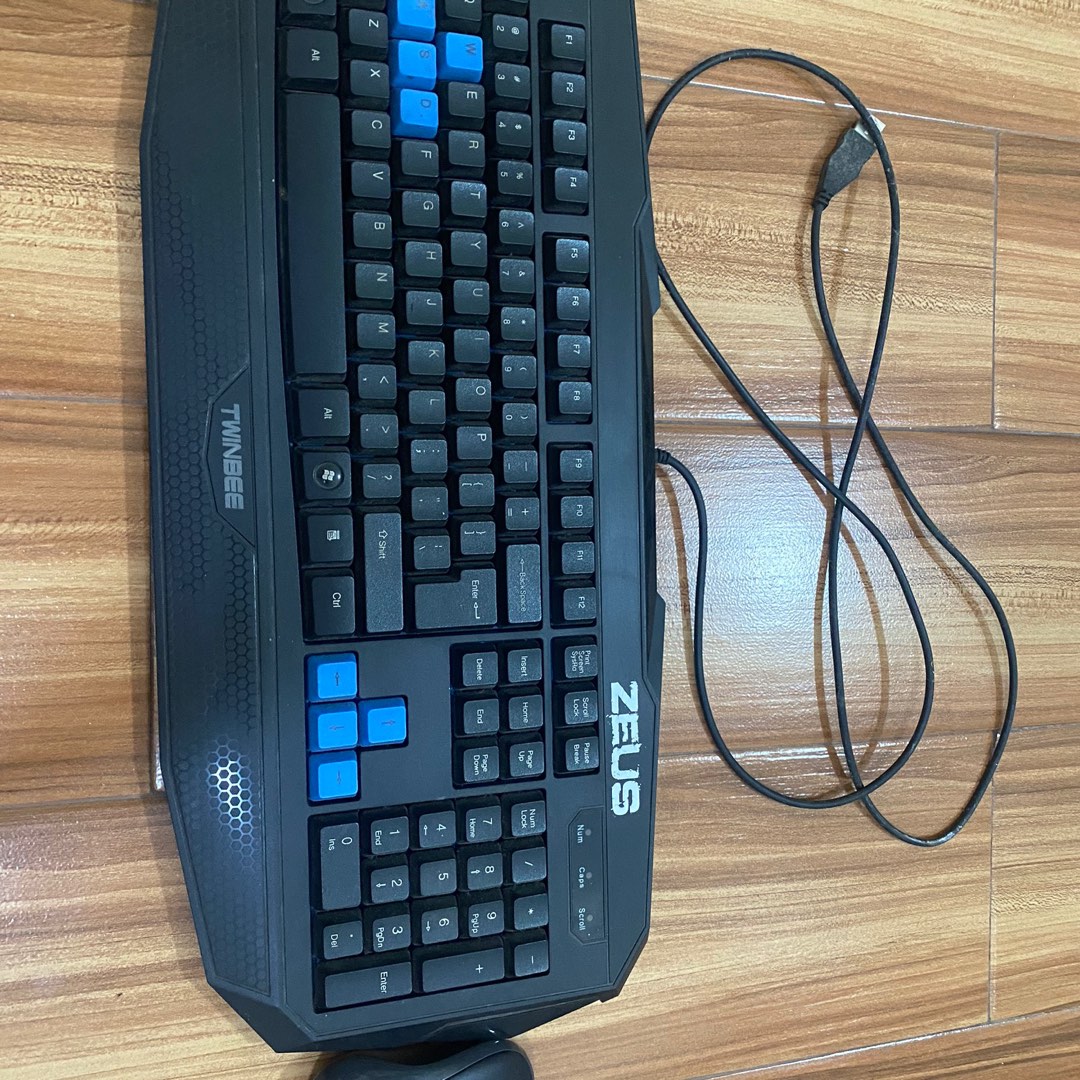 Keyboard Zeus, Elektronik, Bagian Komputer & Aksesoris di Carousell