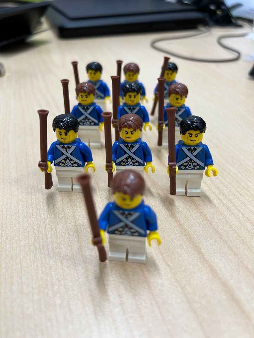 Lego Bluecoat Soldiers with Flintlock Musket weapon Gun x 10 pieces ...