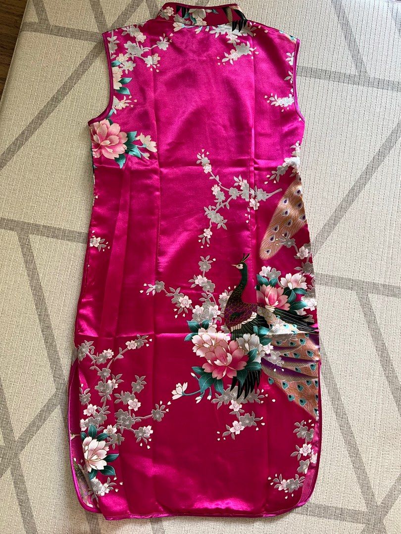 LIKE NEW beautiful Cheong Sum dress for girls/ ladies. For CNY/ Racial ...