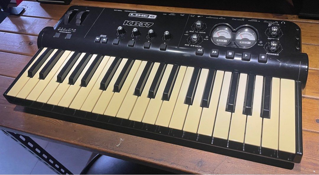 Line 6 TonePort KB37, Hobbies & Toys, Music & Media, Musical ...