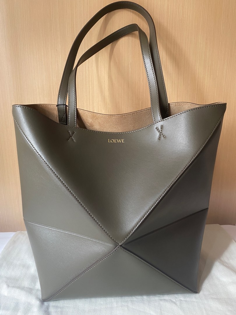 Loewe Puzzle Fold Tote (Medium), 名牌, 手袋及銀包 - Carousell