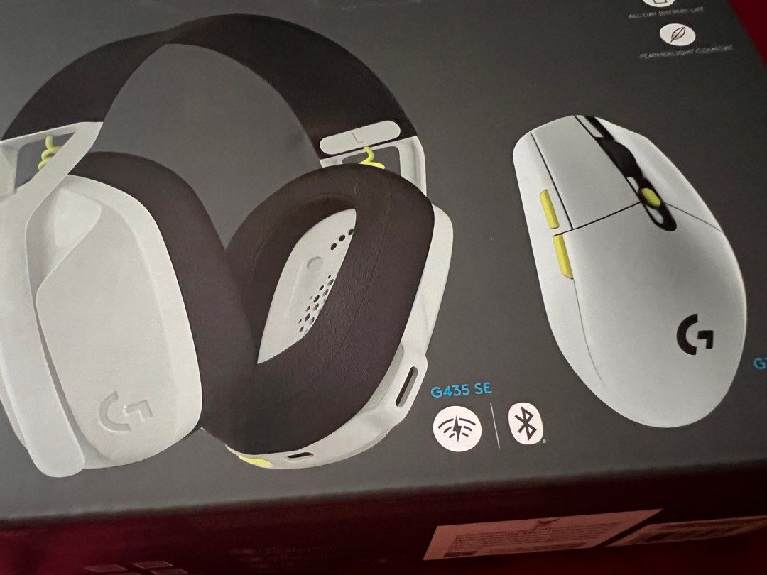 Logitech G wireless gaming combo headphones and mouse, Video Gaming ...