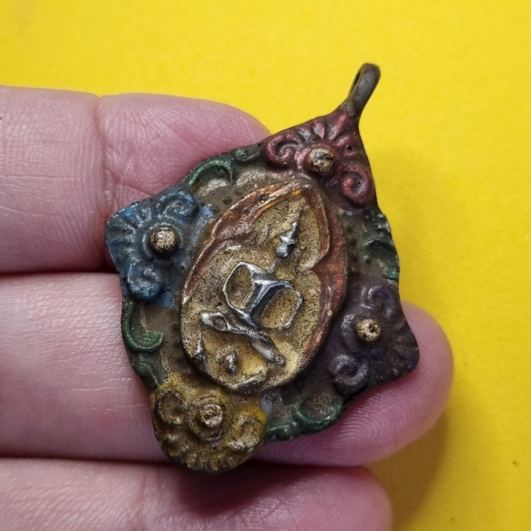 LP Boon Chao Sua BE 2460, Hobbies & Toys, Memorabilia & Collectibles ...