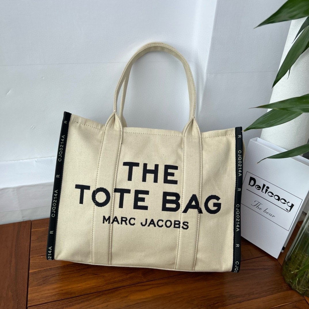 Marc Jacob Tote Bag, Women's Fashion, Bags & Wallets, Tote Bags on ...