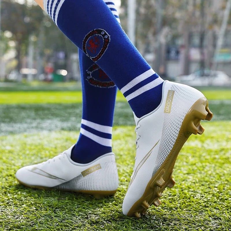 MD@TLS Football Shoes Long Spikes, Men's Fashion, Footwear, Sneakers on ...