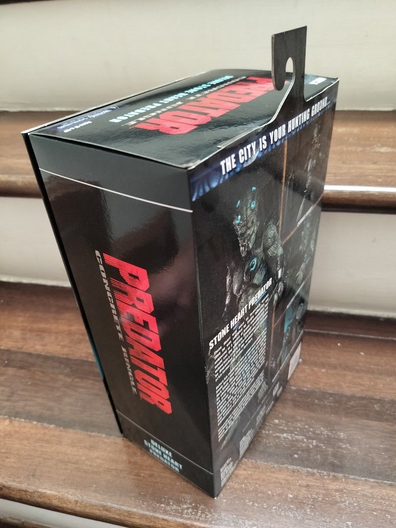 Neca Concrete Jungle - Deluxe Stone Heart Predator, Hobbies & Toys ...