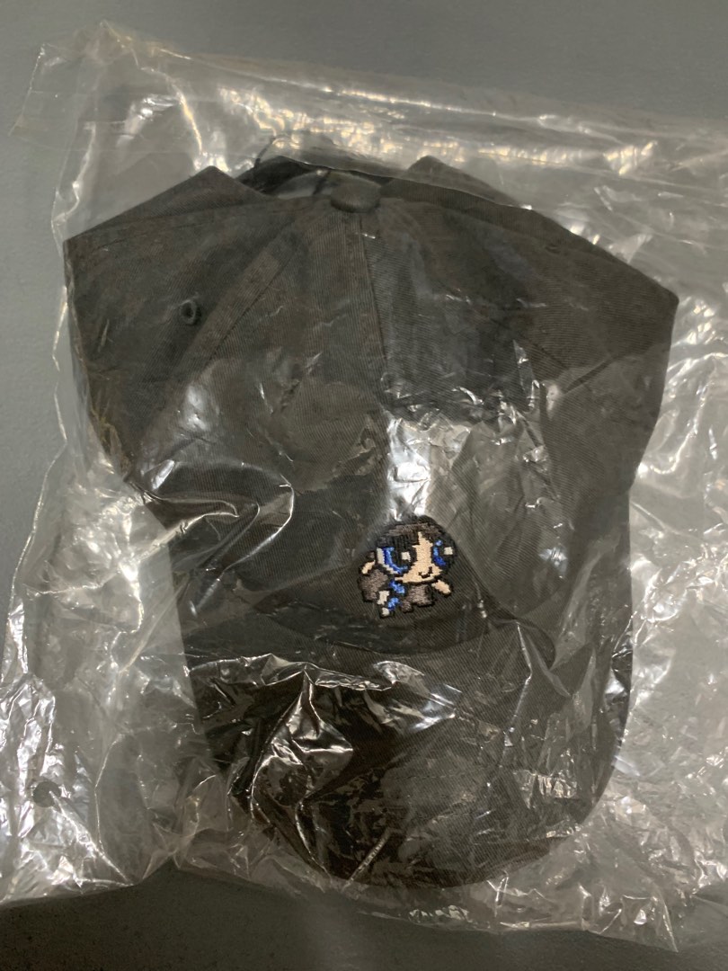 NewJeans PLAY LINE FRIENDS ball cap Minji, Hobbies & Toys, Memorabilia ...