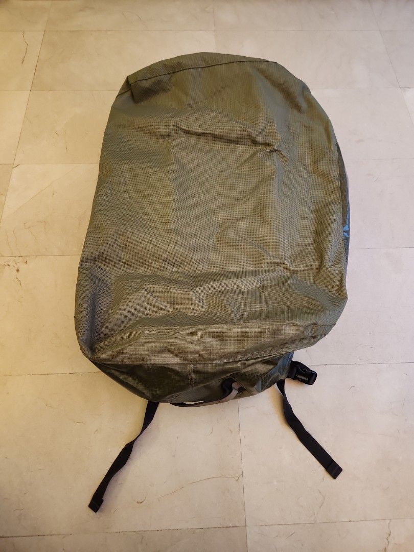 Patagonia 100L Black Hole Duffel Bag, Sports Equipment, Hiking ...