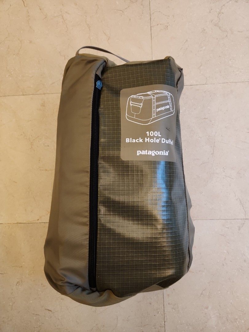 Patagonia 100L Black Hole Duffel Bag, Sports Equipment, Hiking ...